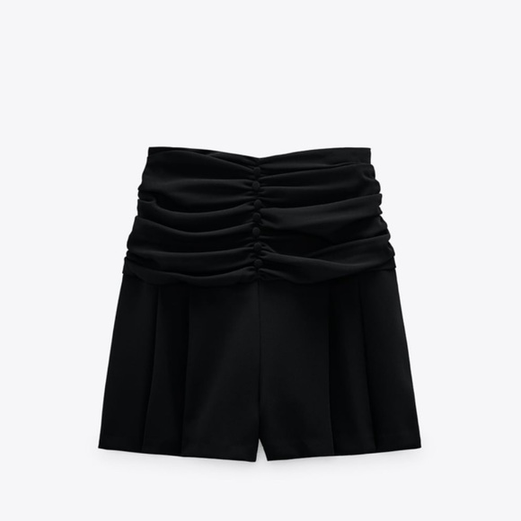 Zara | Shorts | Zara Gathered Skort | Poshmark